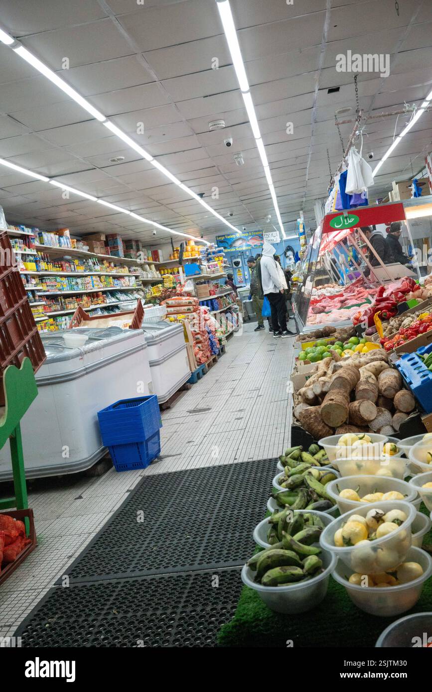 Grocery traditions hi-res stock photography and images - Alamy