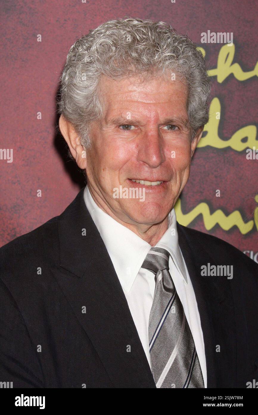 Cartoonist charles addams hi-res stock photography and images - Alamy