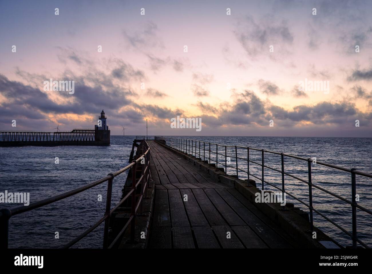 Blyth East and West Pier, Blyth Beach Northumberland, 2025 Stock Photo ...