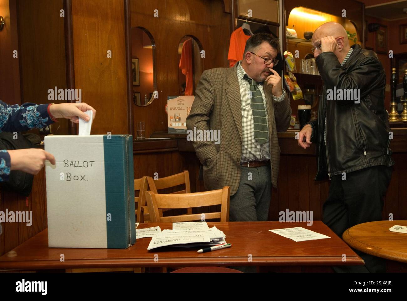 Uk ballot box 2014 hi-res stock photography and images - Alamy