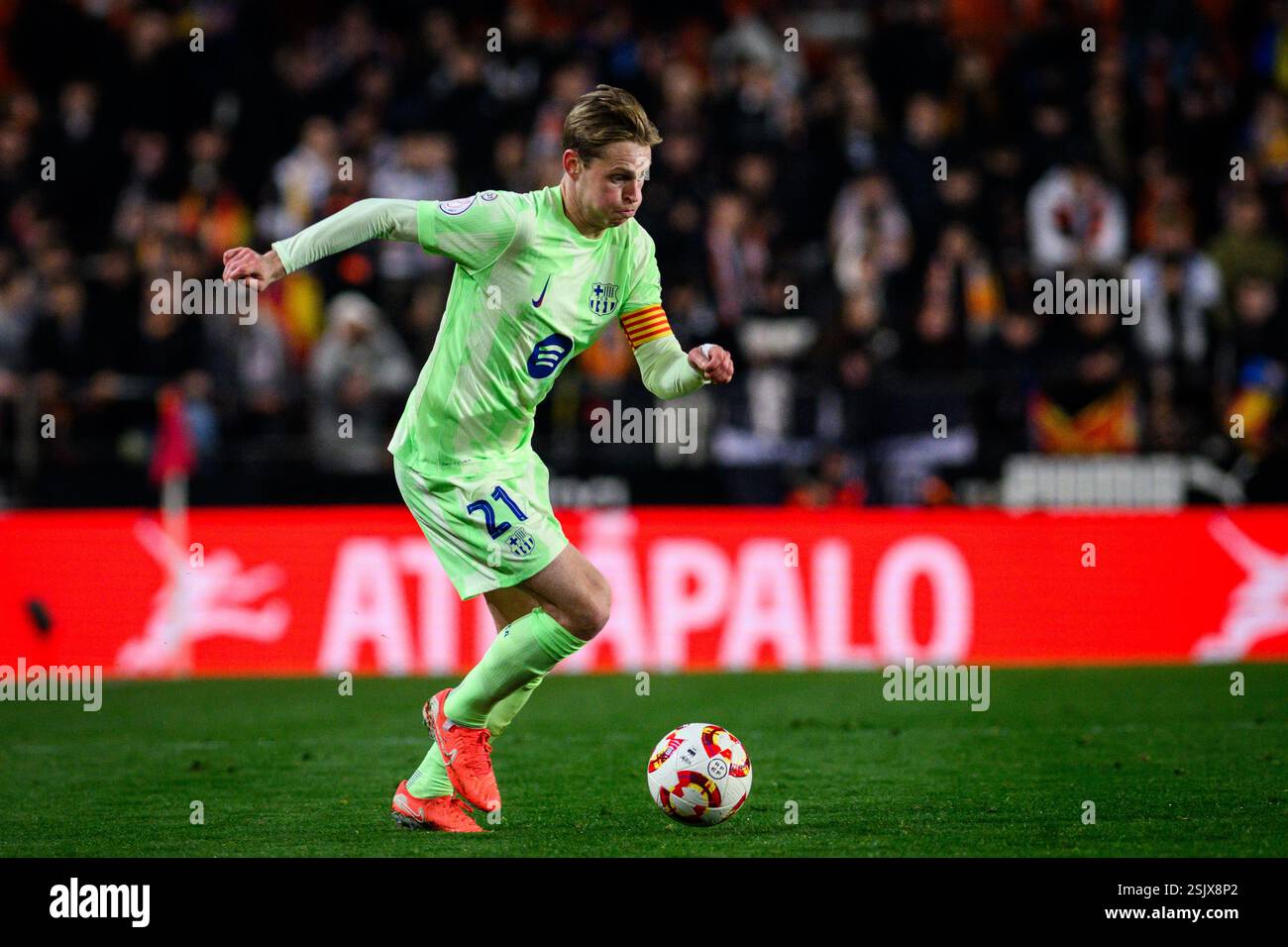 Dutch player futbol club barcelona hi-res stock photography and images ...