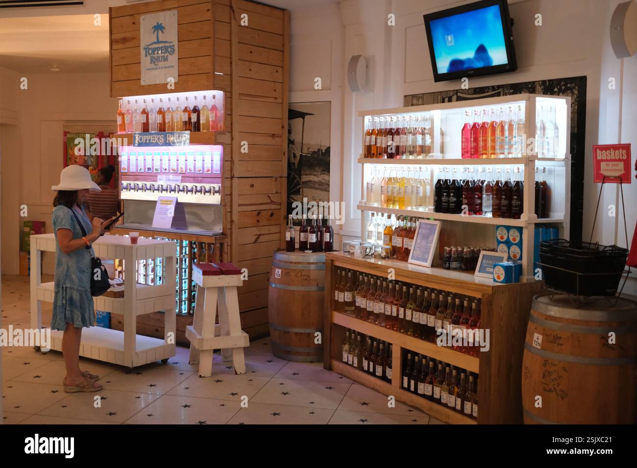 Topper's Rhum Distillery Stock Photo - Alamy