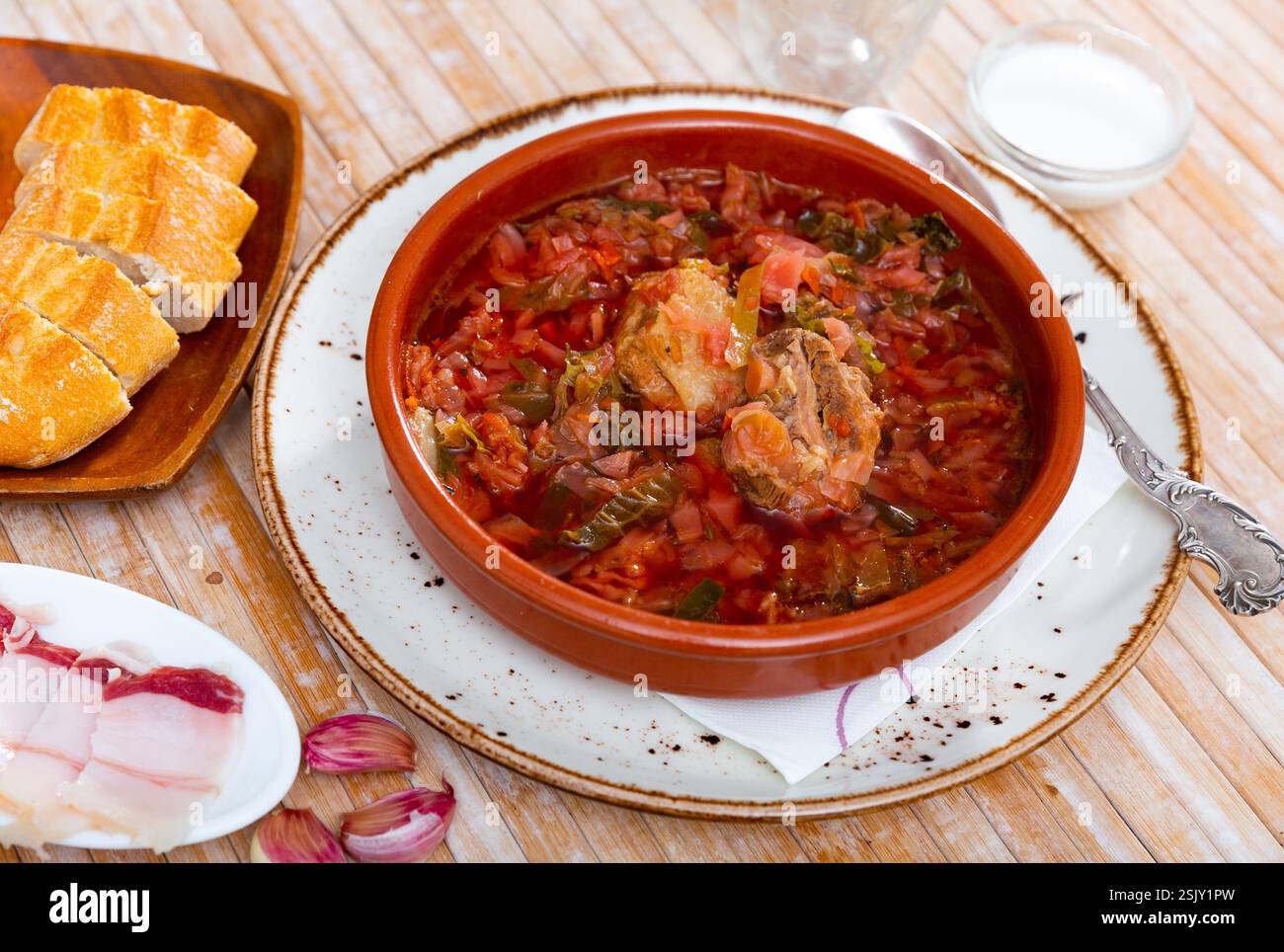 Traditional dish of Slavic cuisine Borsch Stock Photo - Alamy