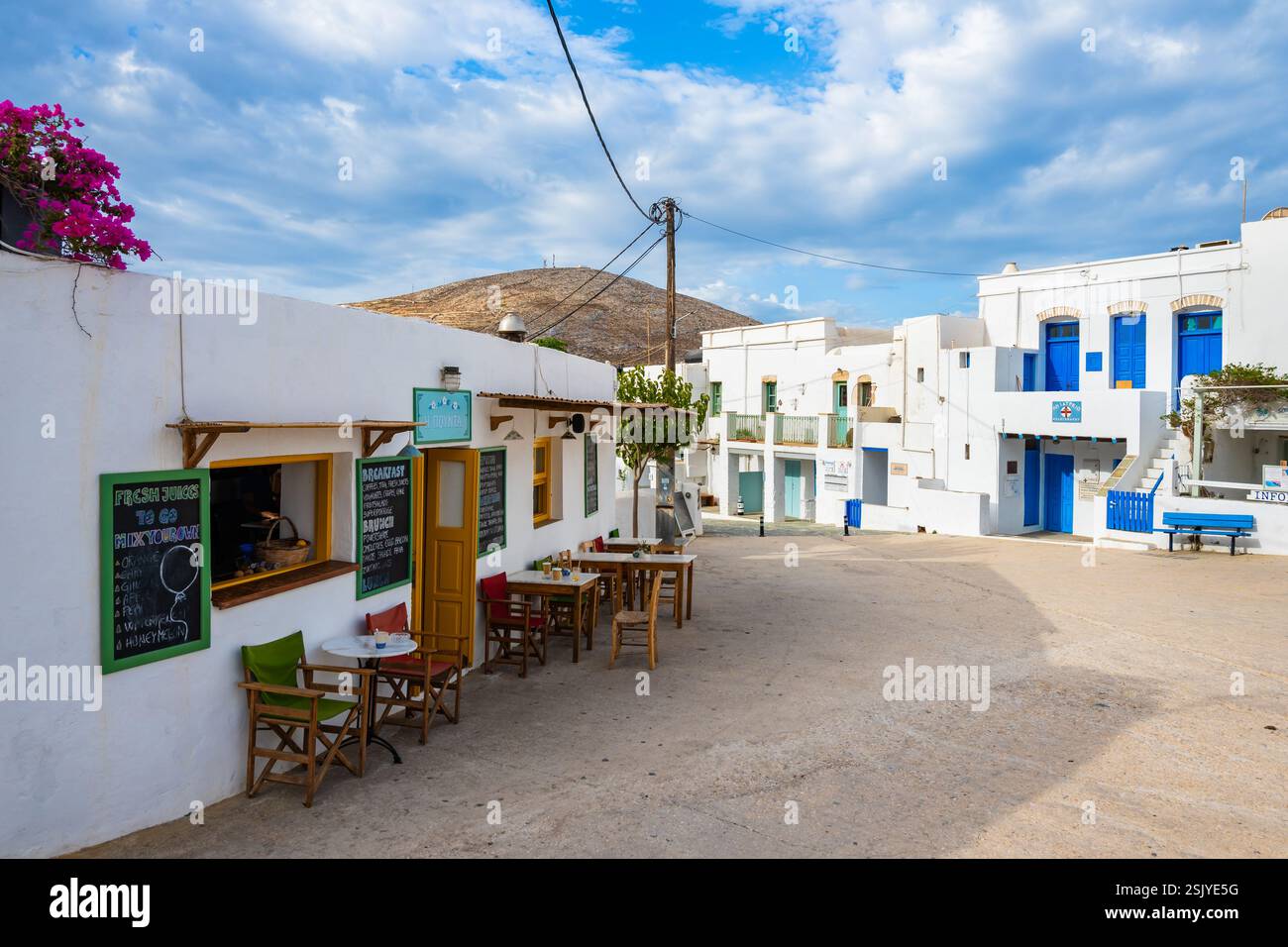FOLEGANDROS ISLAND, GREECE - OCT 6, 2024: Local typical Greek cafe bar ...