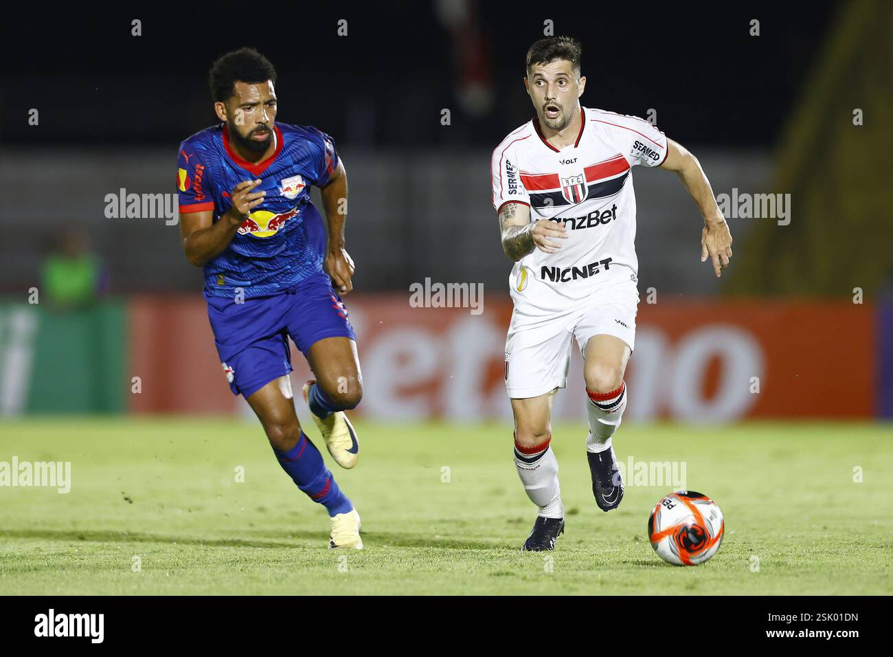 SP - RIBEIRAO PRETO - 11/02/2025 - PAULISTA 2025, BOTAFOGO-SP x BRAGANTINO - Gabriel Risso ...