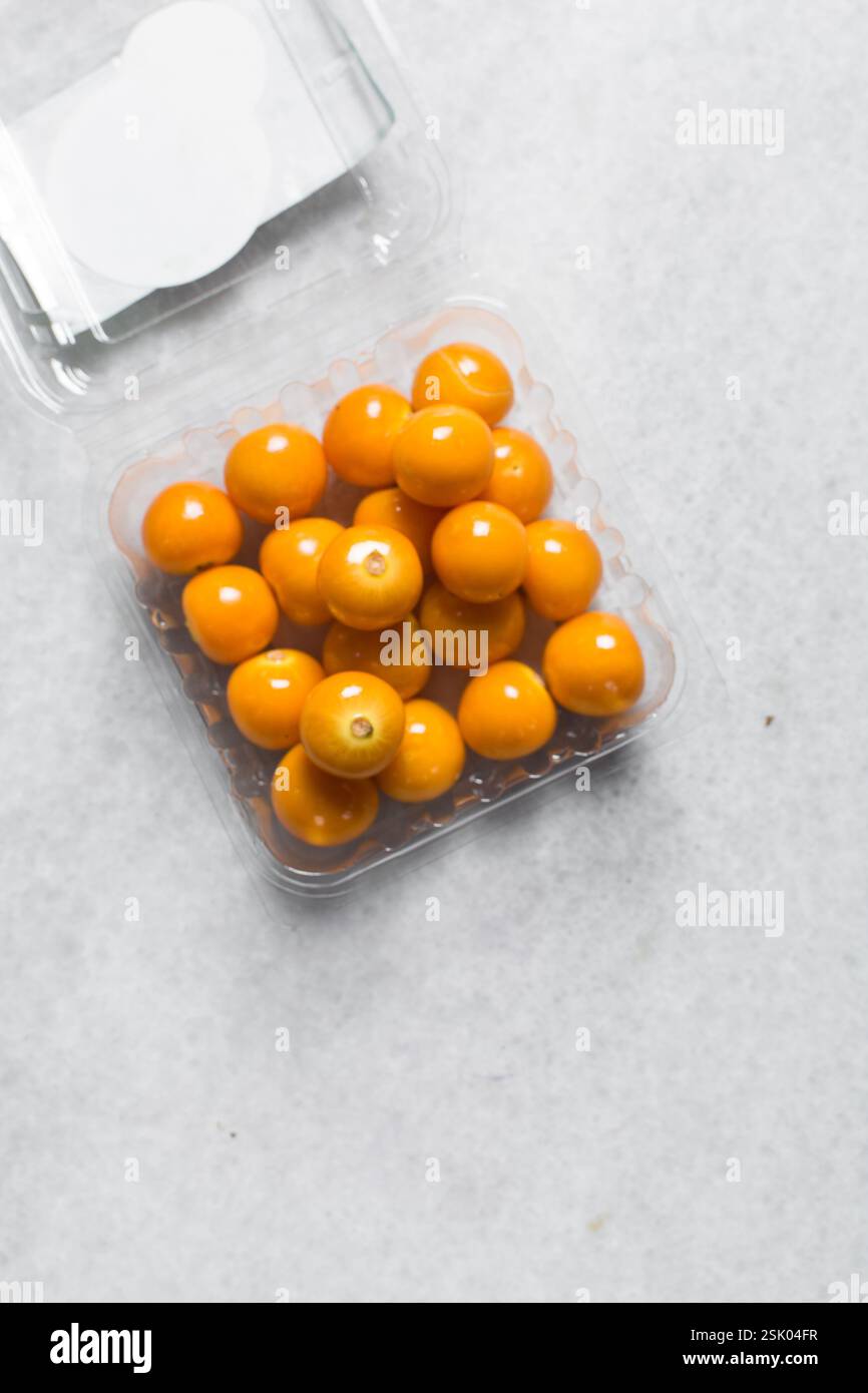 Overhead view of golden gooseberries, top view of Peruvian groundcherry ...