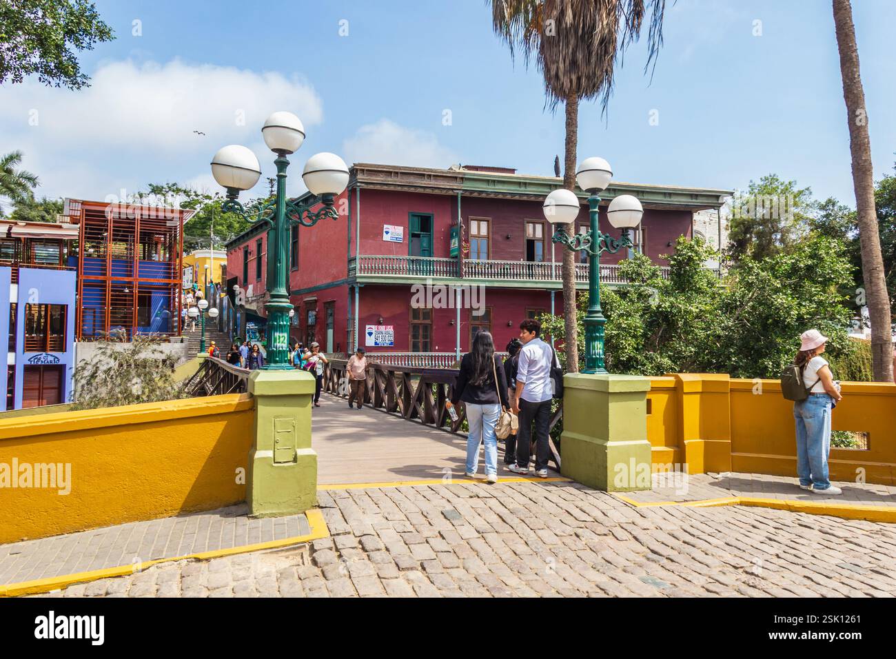 Puente de los Suspiros (Bridge of Sighs), Barranco District - Lima ...