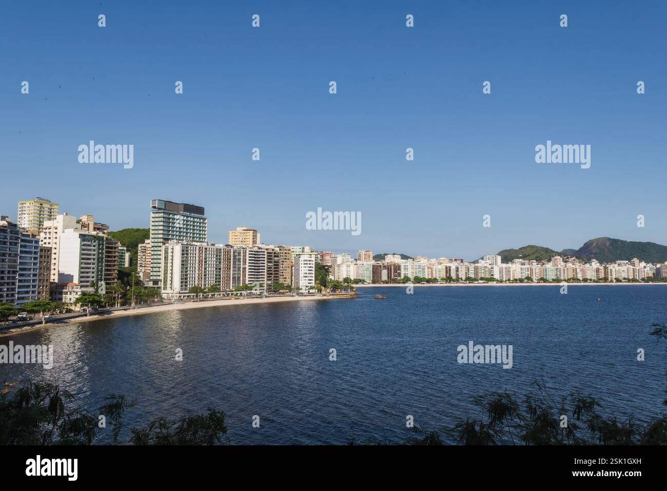 Buildings of the city of niteroi hi-res stock photography and images ...