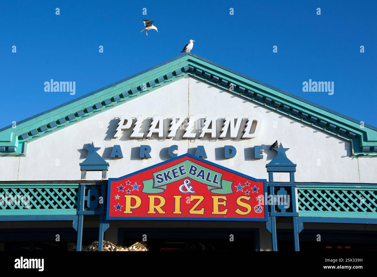 Playland arcade hi-res stock photography and images - Alamy