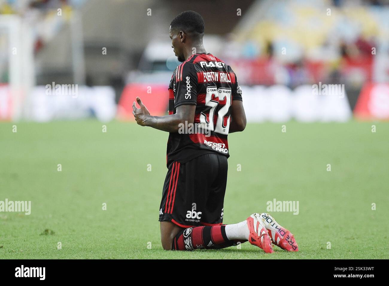 Rio de Janeiro, Brazil, February 8, 2025. Football match between the ...