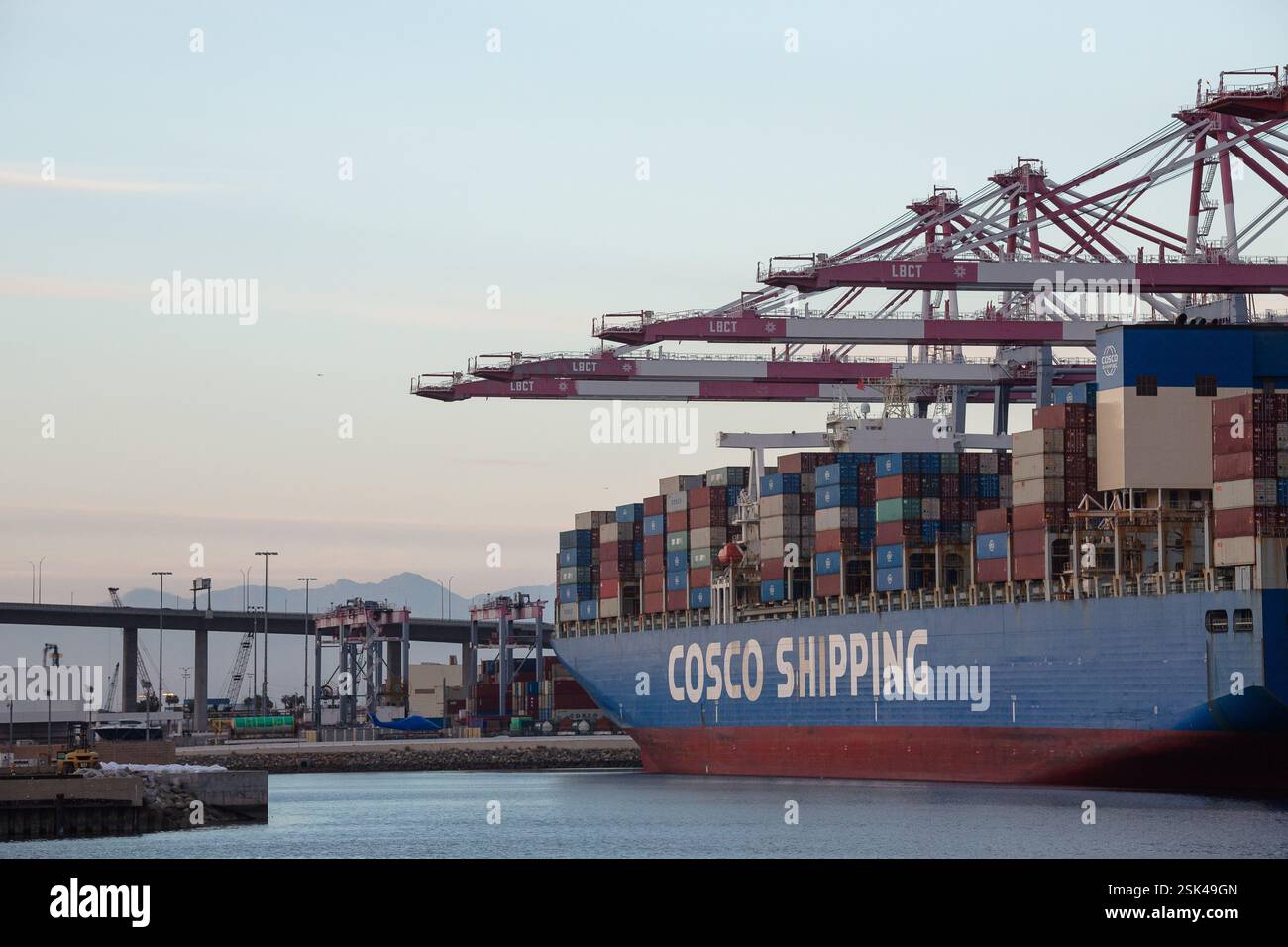 Cosco shipping container ship port of long beach hi-res stock ...