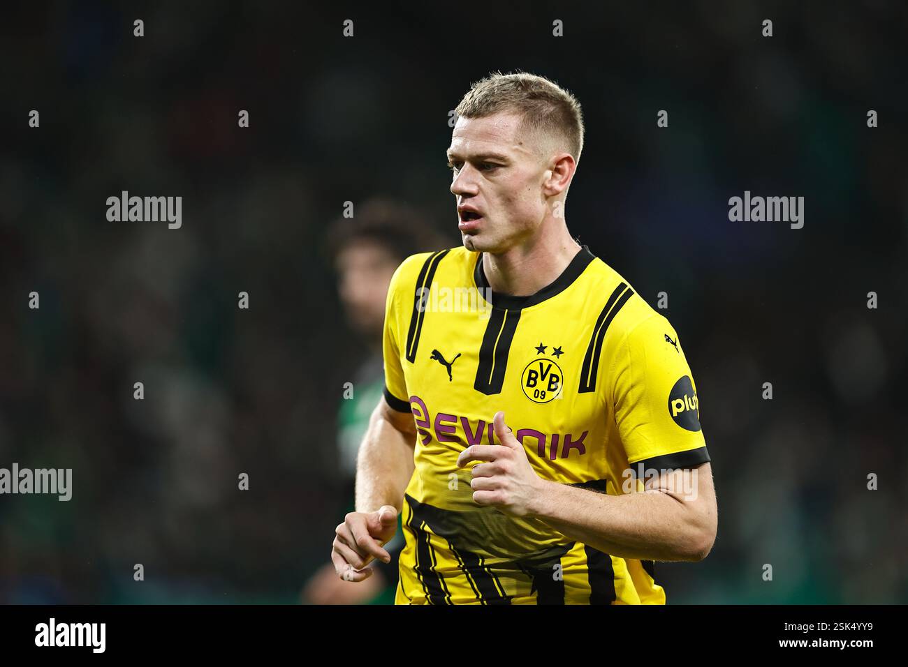 Lisbon, Portugal. 11th Feb, 2025. Julian Ryerson (Dortmund) Football ...