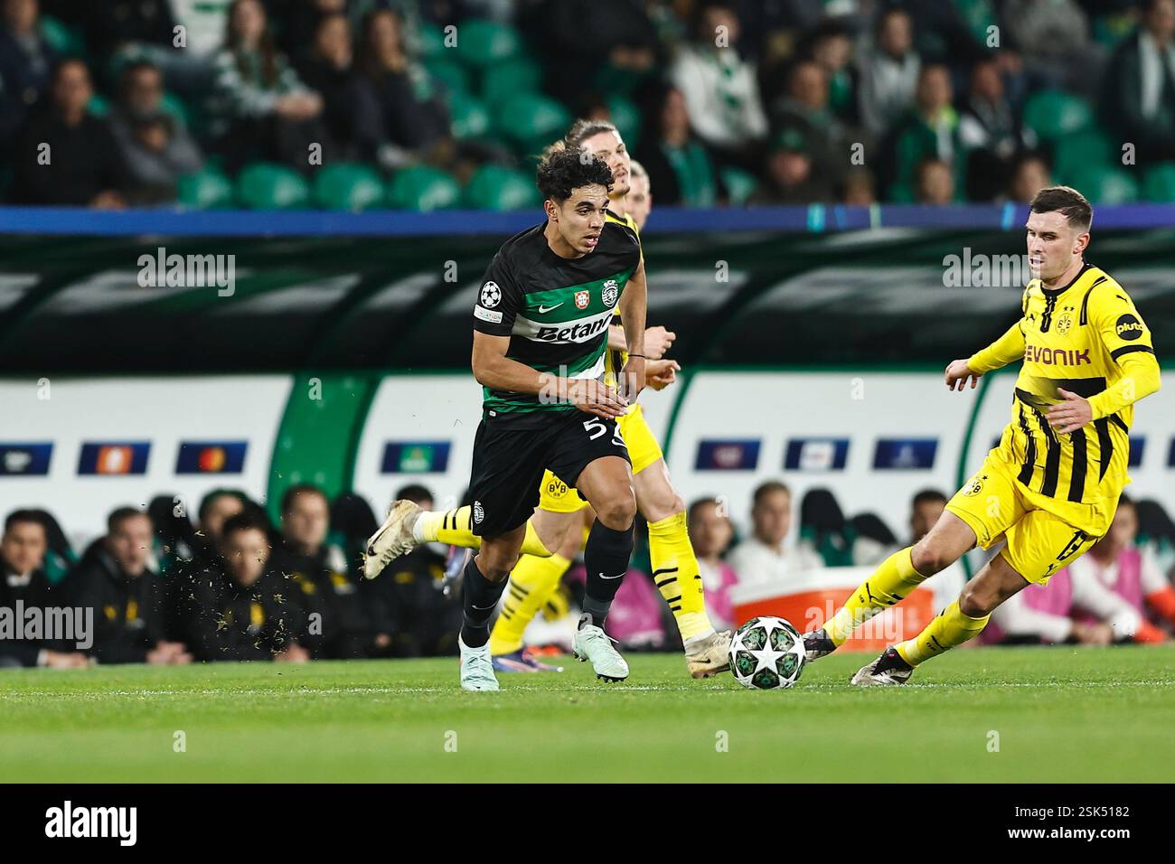 Lisbon, Portugal. 11th Feb, 2025. Joao Simoes (SportingCP) Football ...
