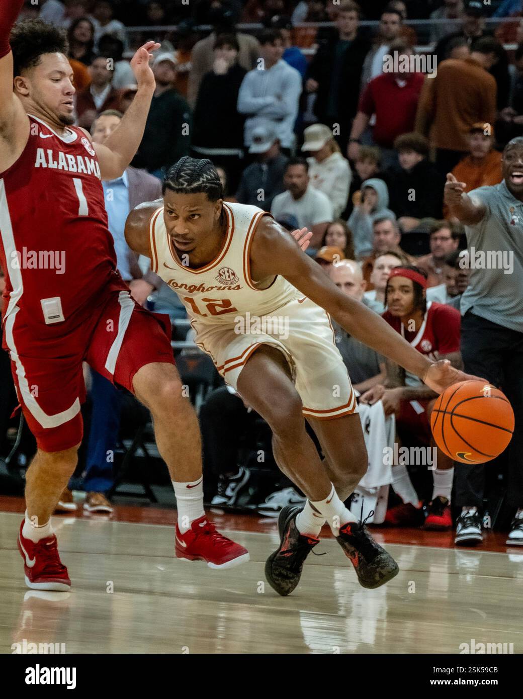 Texas, USA. 11th Feb, 2025. Tramon Mark (12) of the Texas Longhorns in ...