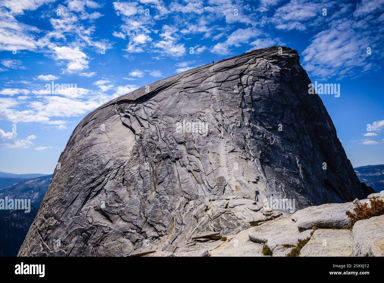 Half Dome Hike up the famously dangerous Half Dome Cables in Yosemite ...