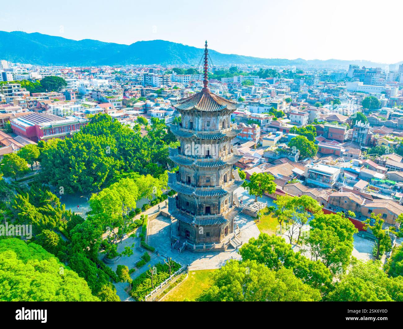 Beautiful morning view of Kaiyuan Temple in Quanzhou, Fujian Stock ...