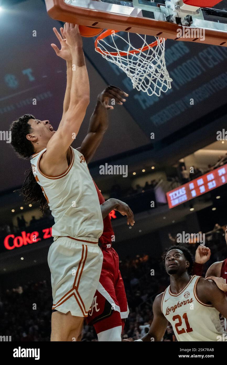 JFeb 11, 2025. Kadin Shedrick (5) of the Texas Longhorns in action vs ...