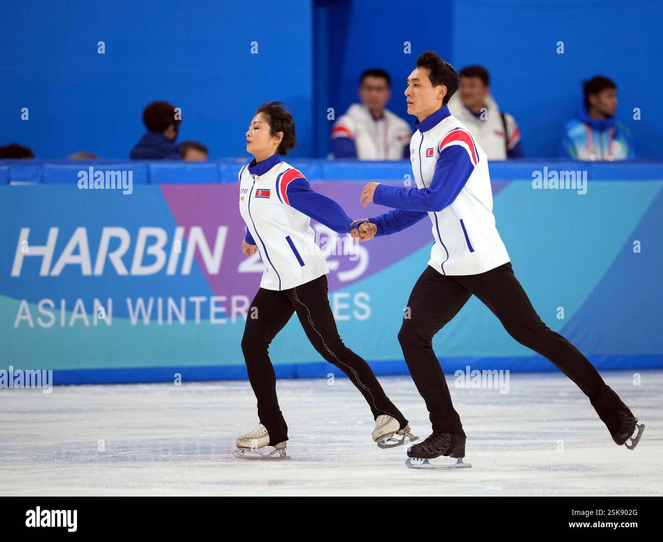 RYOM Tae Ok (L),HAN Kum Chol of North Korea performs during Pair ...