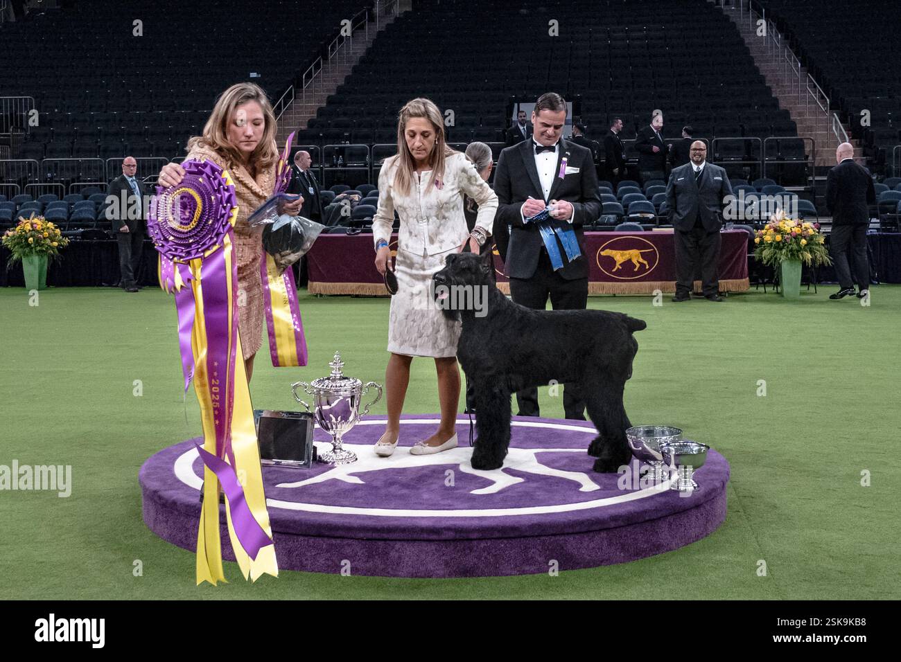 Monty, the Giant Schnauzer wins Best in Show with handler Kate Bernadin ...