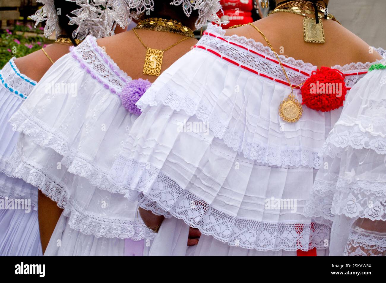 Festival de la pollera panama hi-res stock photography and images - Alamy