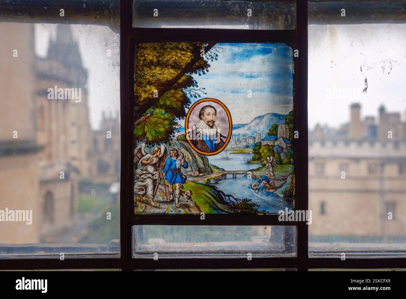 Stained glass insets hi-res stock photography and images - Alamy