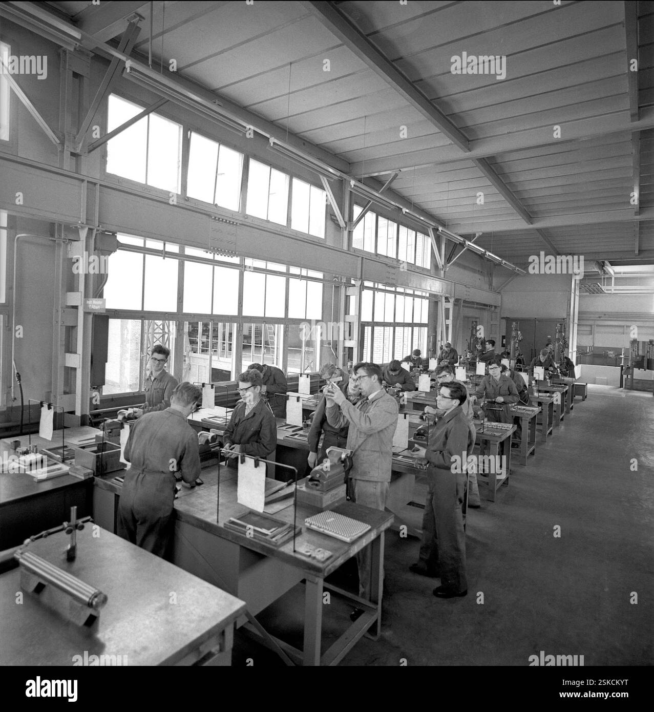 Neue Lehrwerkstätte der Sulzer-Werke, Winterthur 1961#New training ...
