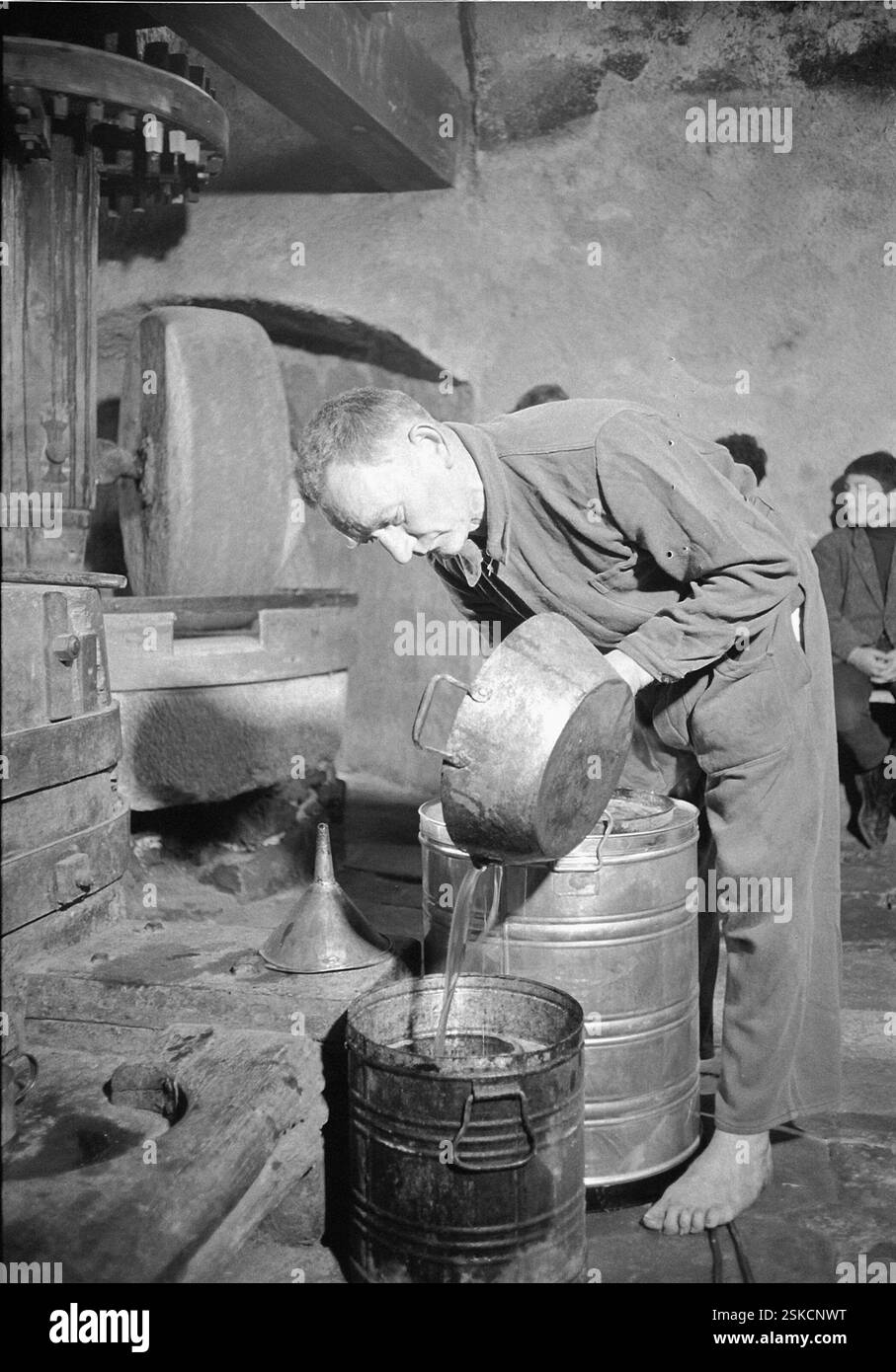 Die 200-jährige Ölmühle Böttstein nach Renovierung 1967#The 200 years ...