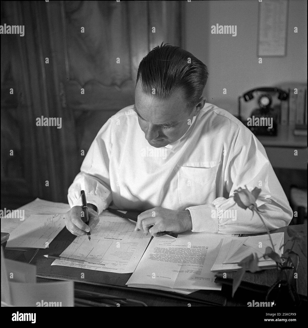 Prof. Dr. med Franz Escher, HNO-Facharzt; Bern 1957#Prof. Dr. med Franz ...