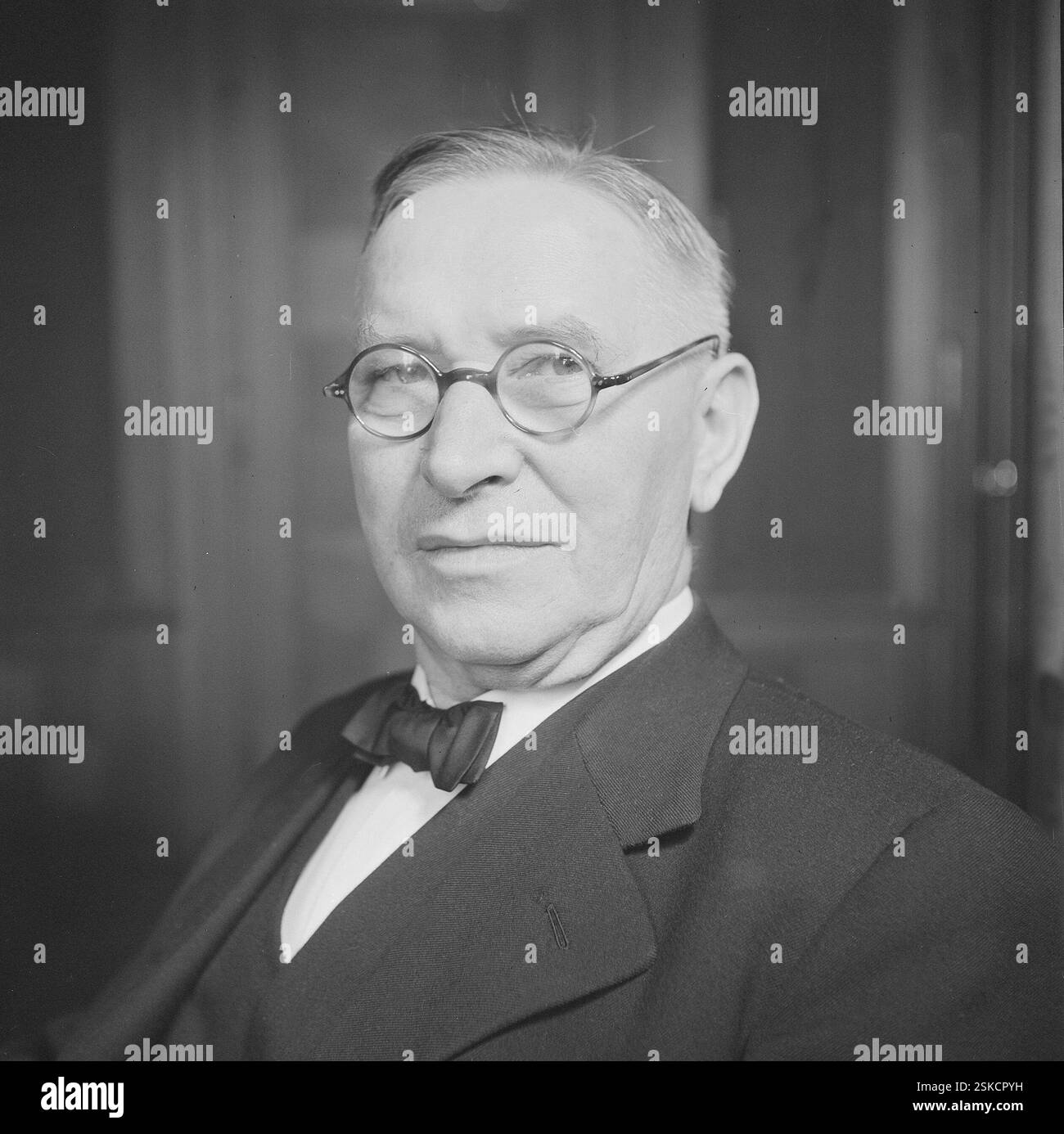 Dr. jur. August Ernst, Bundesrichter; Lausanne 1950#Federal judge Dr ...