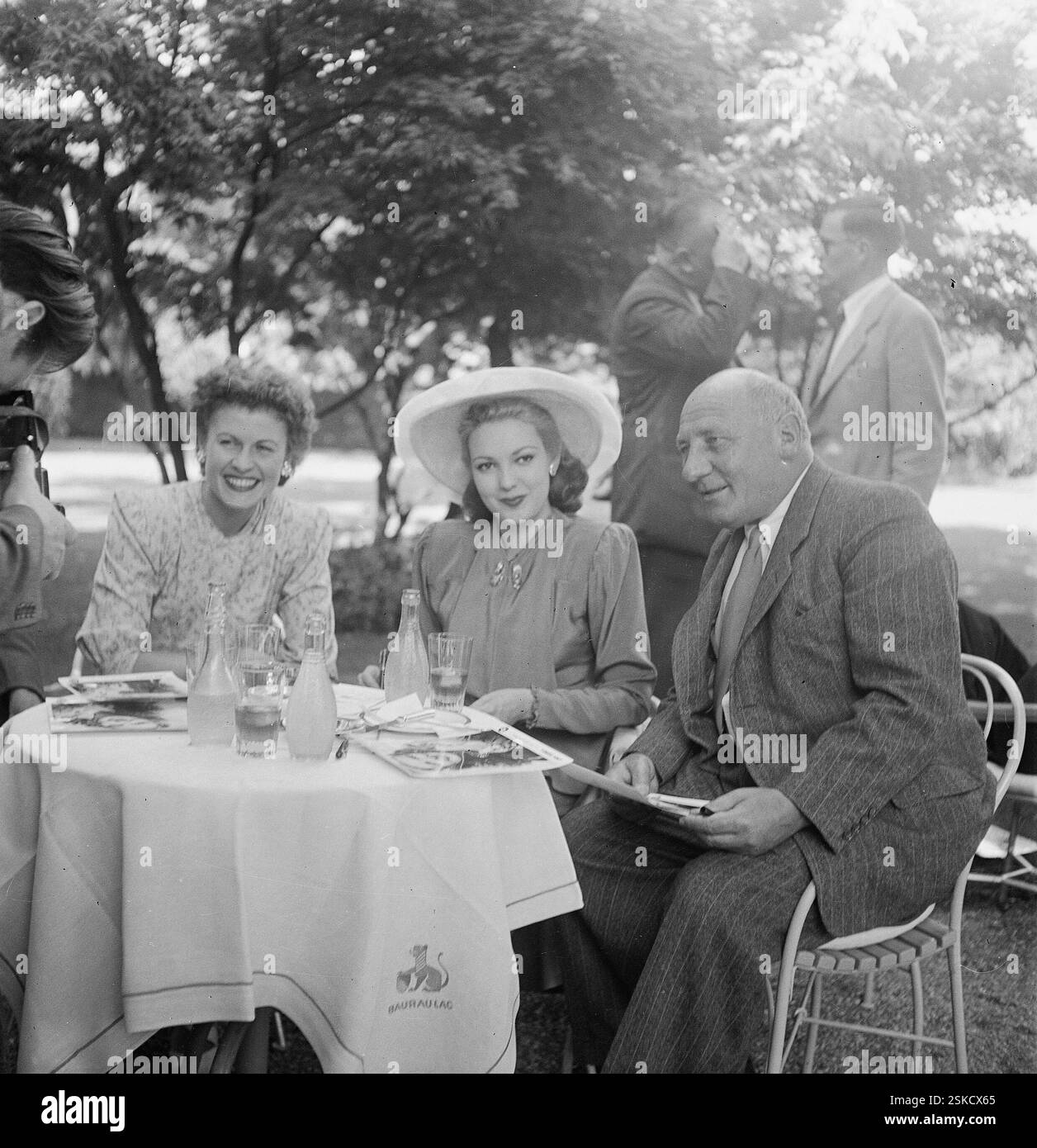 Anne-Marie Blanc, Linda Darnell und Heinrich Gretler 1947#Anne-Marie ...