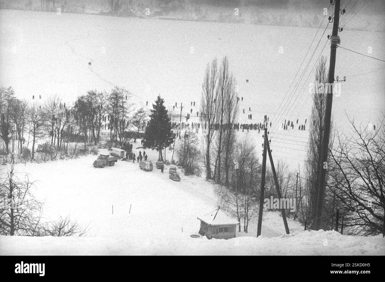 Lastwagenunfall 1963: Lastwagen stürzt in den gefrorenen Hallwilersee# ...