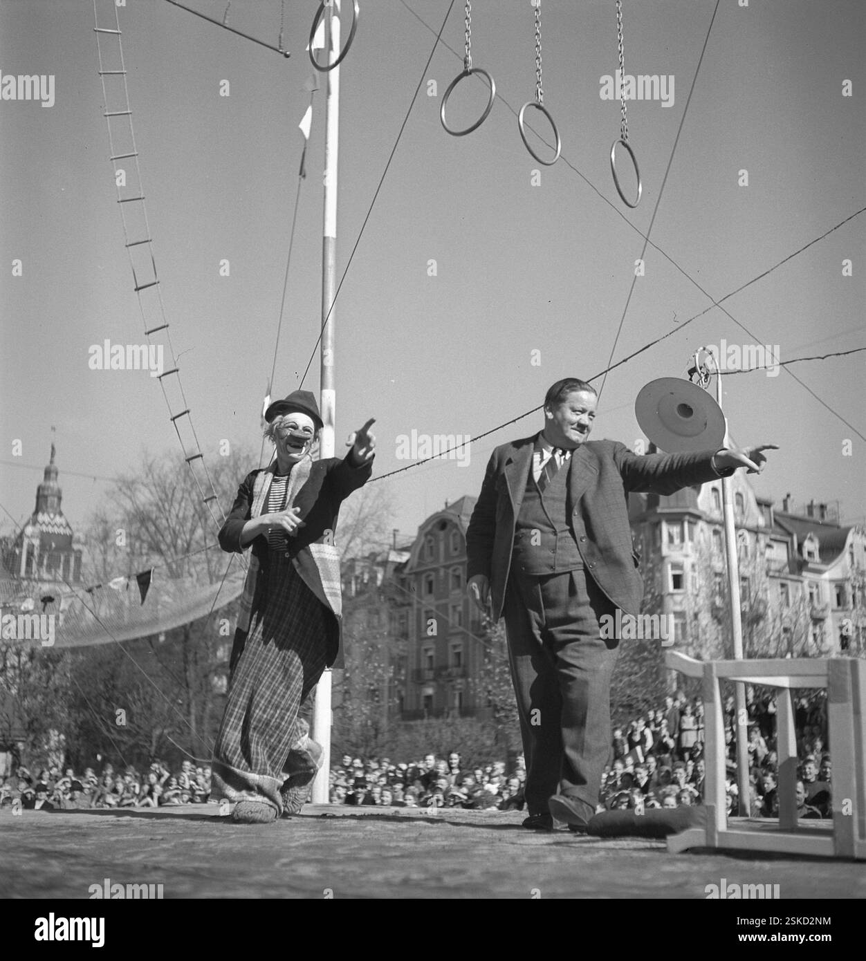 Arena Pilatus, Varieté und Zirkus unter freiem Himmel, 1942#"Arena ...