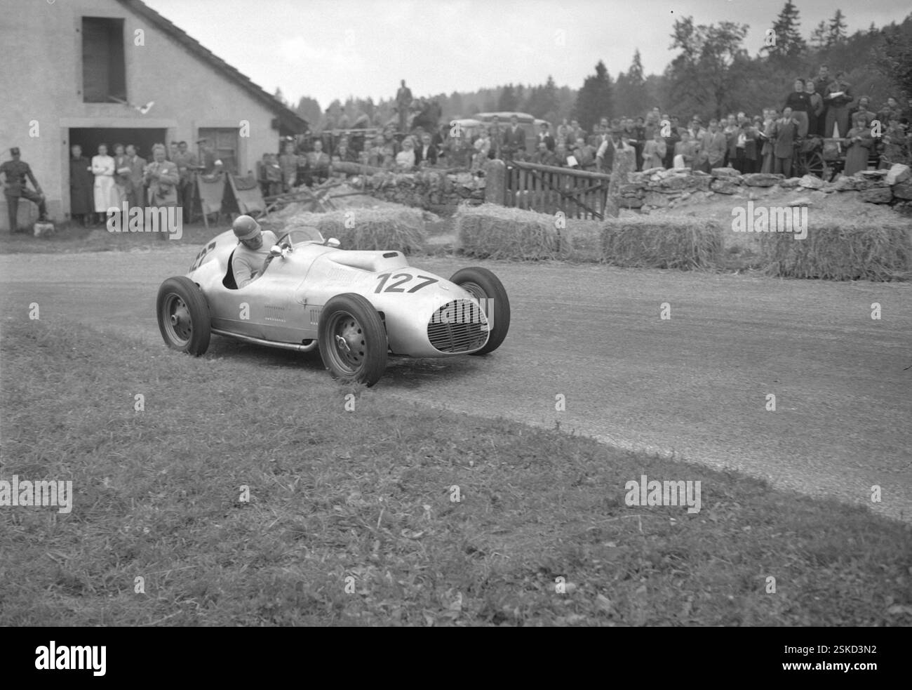 3. Internationales Bergrennen Vue des Alpes 1953: Hans Stuck auf AFM ...