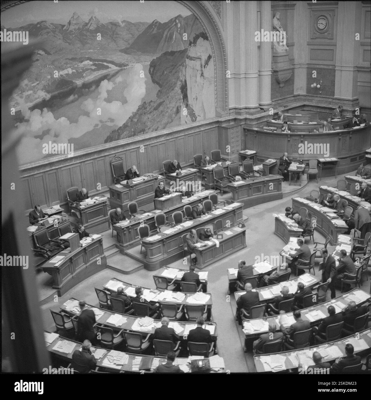 Nationalrat Kurt Furgler spricht zur Armeereform, 1960#Member of the ...