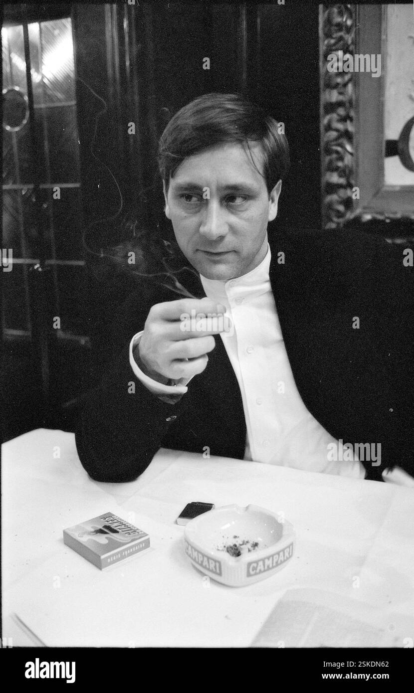 in der Kronenhalle#at restaurant Kronenhalle--- der Britische Autor ...