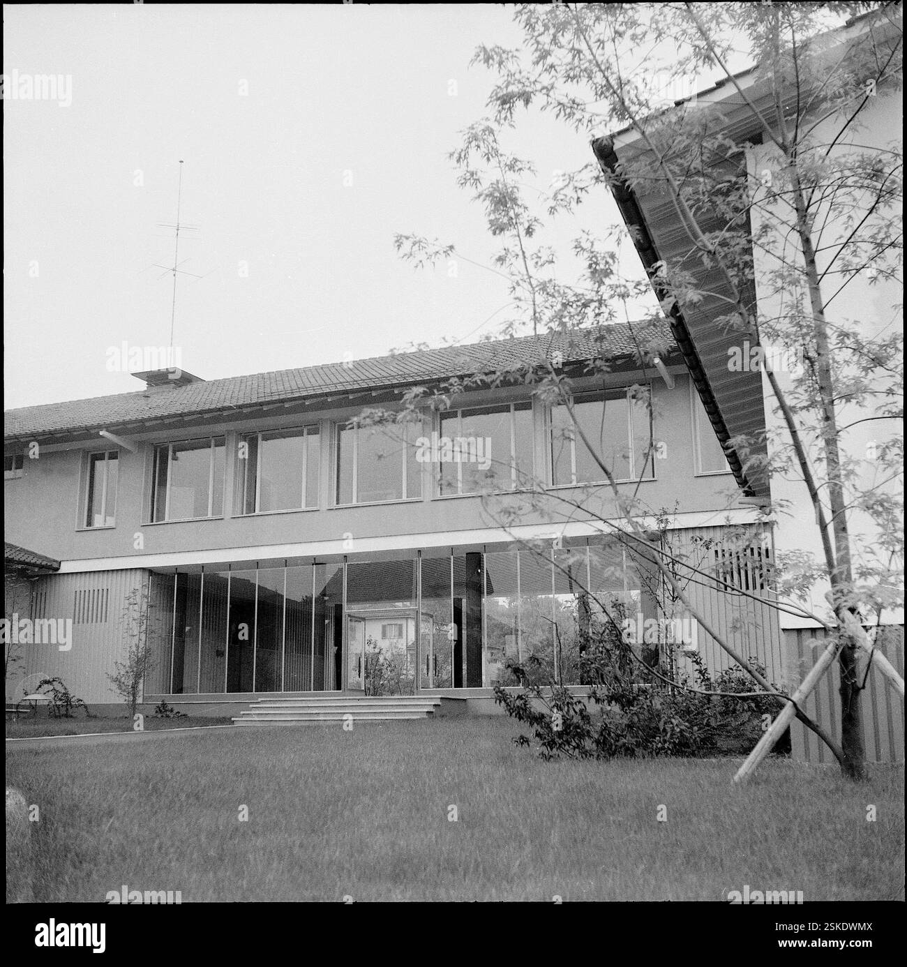 mit Töchterschule und Übungsschule ; von den Zürcher Architekten A. und ...