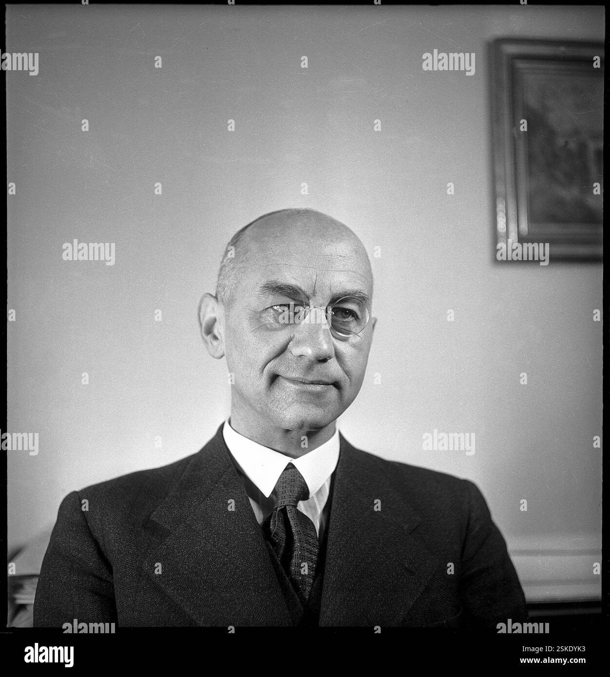 Bundesrichter Dr. Paul Corrodi, Zürich 1950#Federal judge Dr. Paul ...