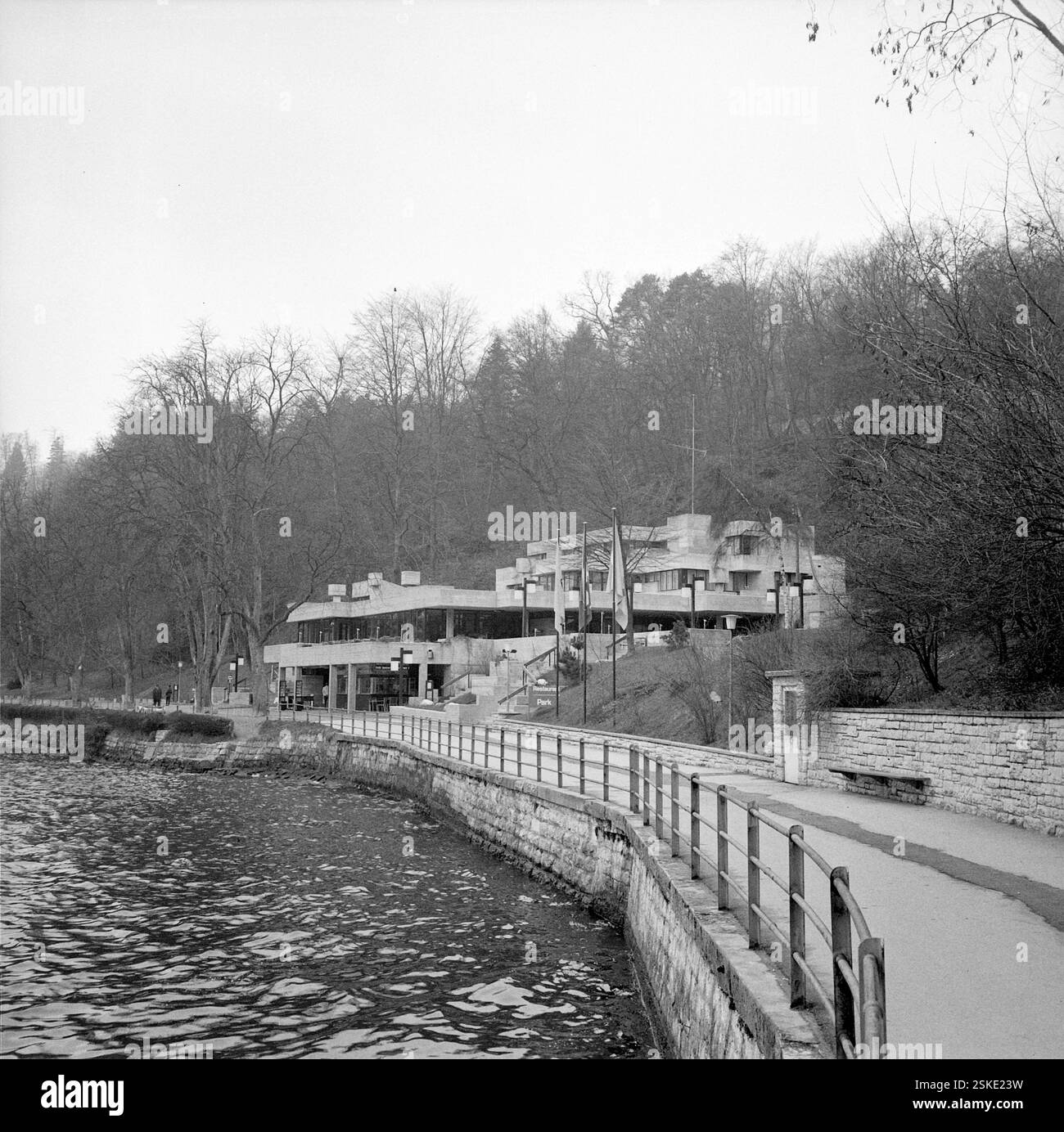 Das neu gebaute Park Restaurant am Rheinfall 1964#The new built Park ...
