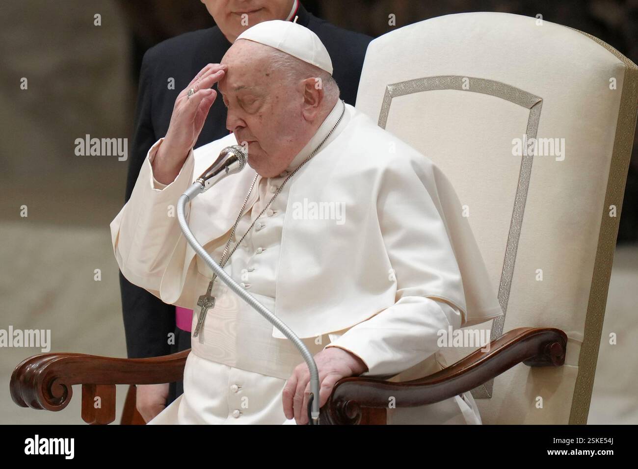 Pope Francis makes the cross sign ant the beginning of his weekly ...