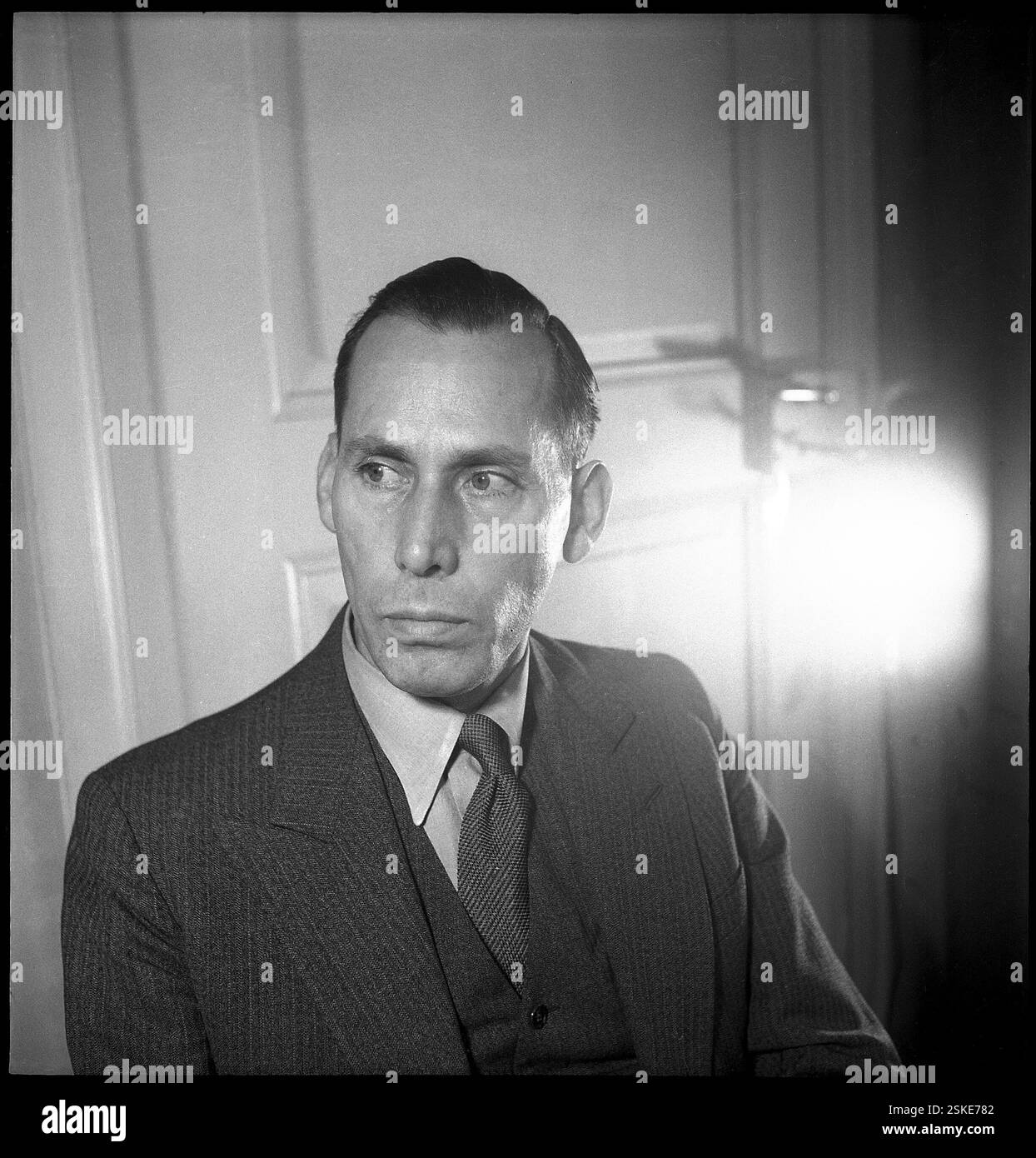 Biologe Adolf Portmann ca. 1947#Biologist Adolf Portmann ca. 1947- RDB ...