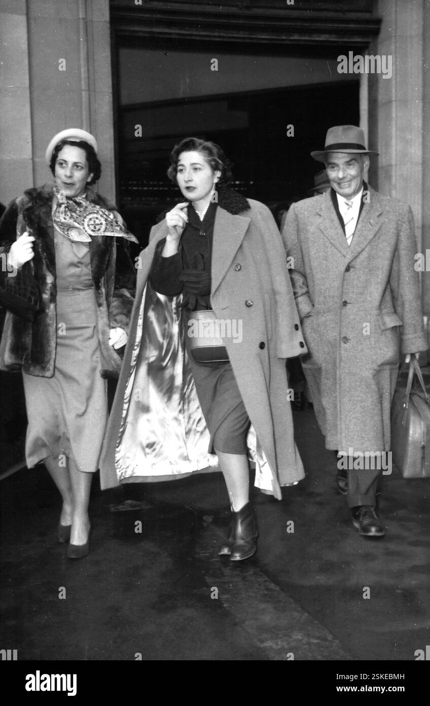 Maria Popescu mit ihrem Anwalt und dessen Frau, Freilassung nach ...