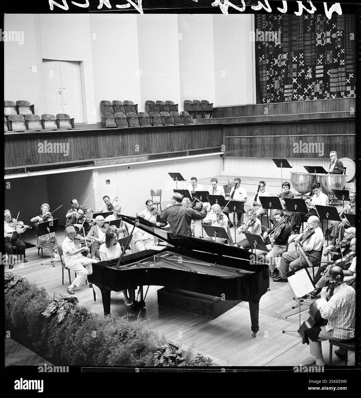 Concours Clara Haskil 1965: Pianistin Annerose Walther#Concours Clara ...
