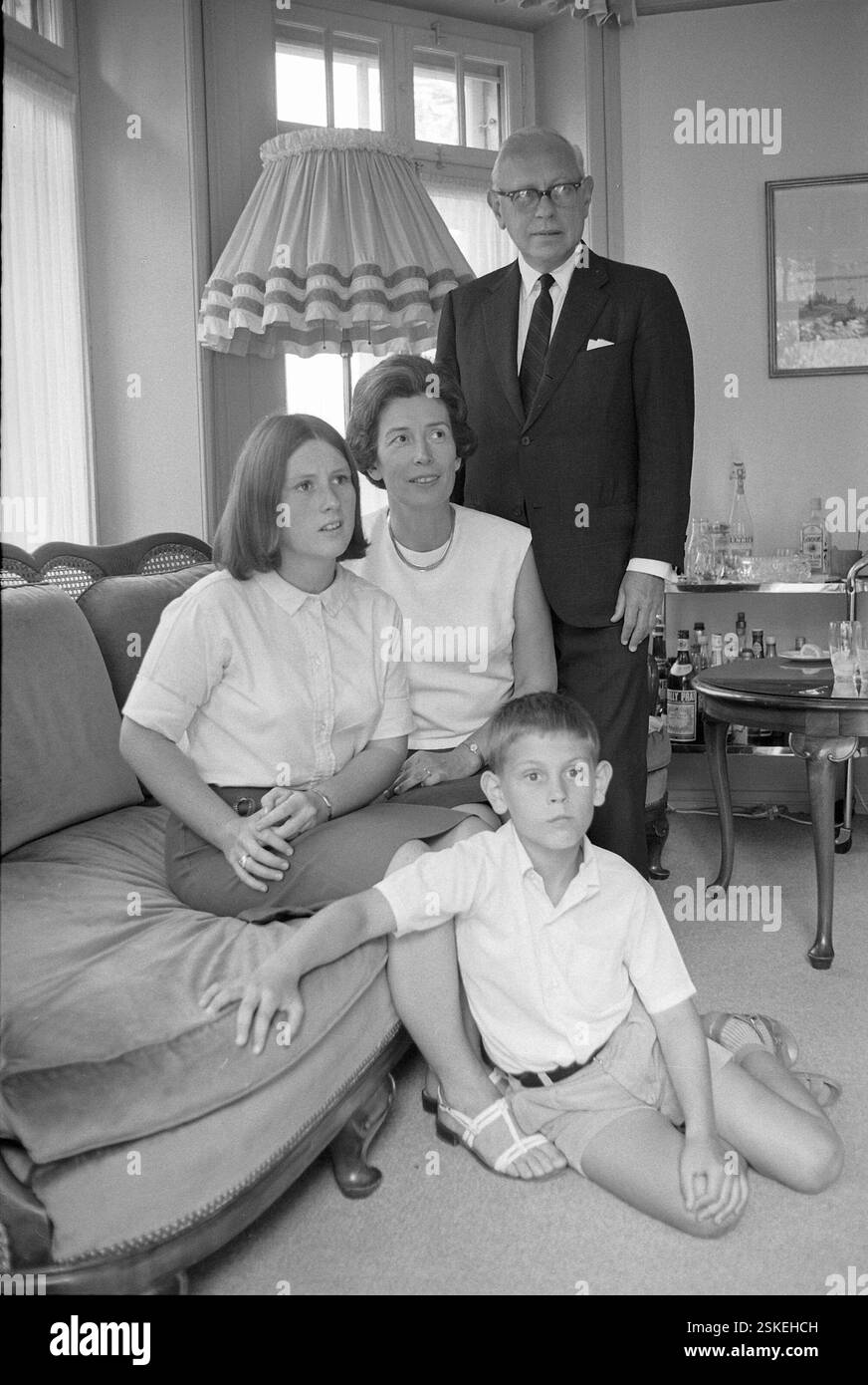 UNO-Botschafter Ernst Thalmann mit seiner Familie 1967#UN ambassador ...