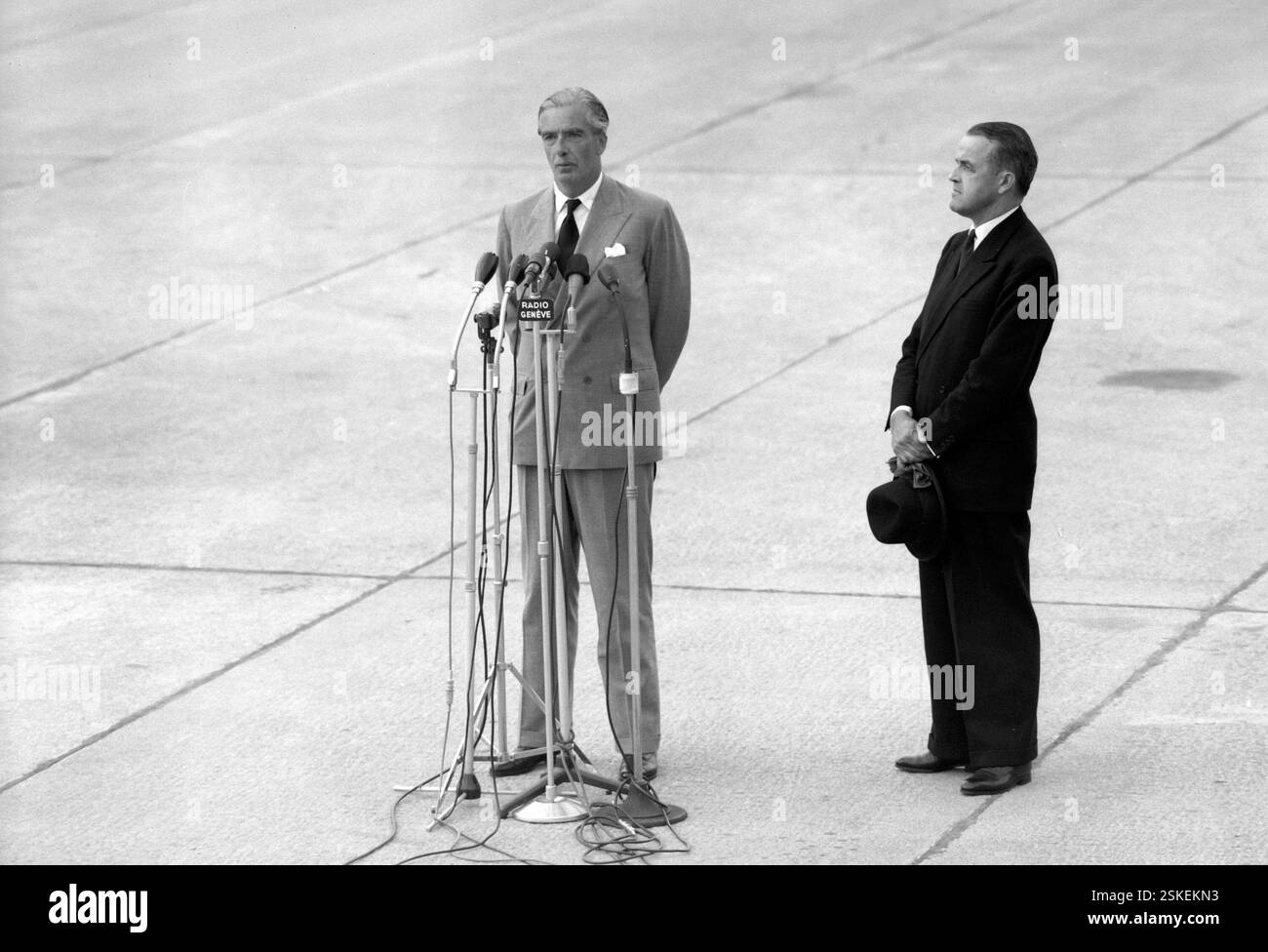 Ministerpräsident der sowjetunion hi-res stock photography and images ...