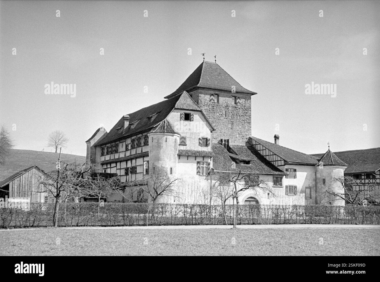 Schloss Hegi in Winterthur, 1946#Hegi Castle in Winterthur, 1946- RDB ...