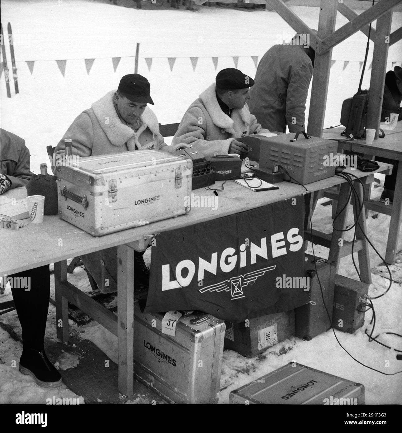 Historical timing Black and White Stock Photos & Images - Alamy