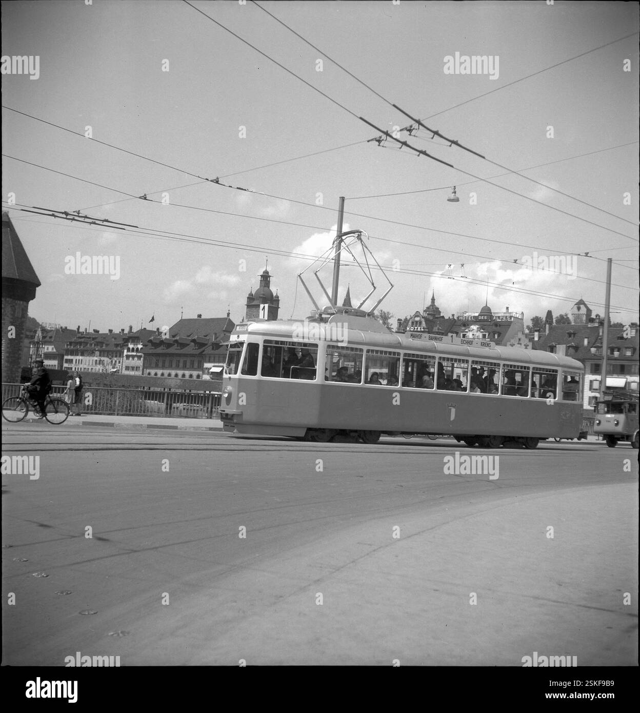 Grossraumwagen der Strassenbahn Luzern 1947#Open-plan carriage of the ...