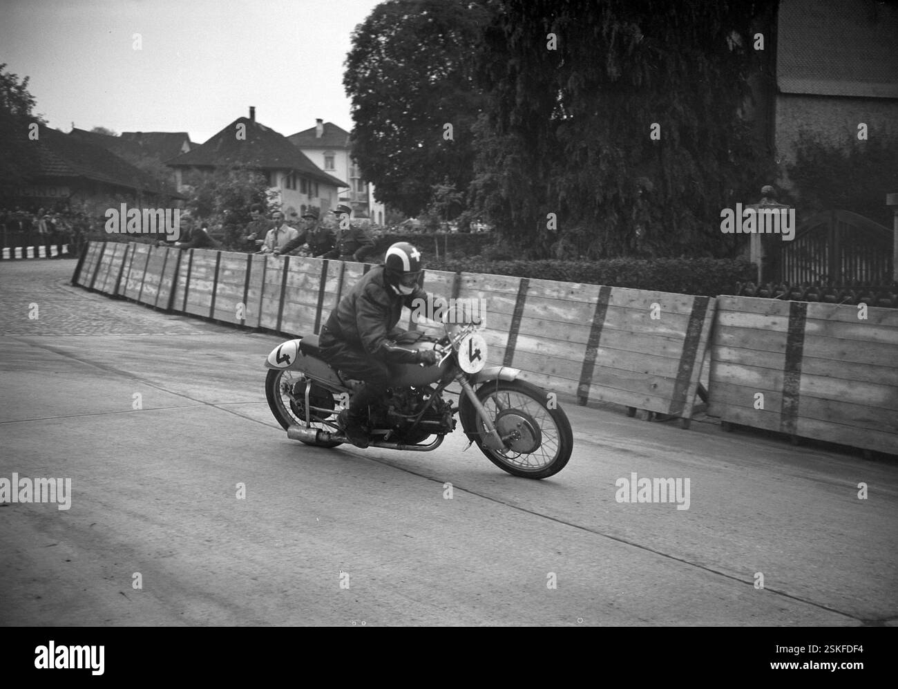Kategorie 500cc#cat. 500cc--- Internat. Rundstreckenrennen Erlen 1949 ...