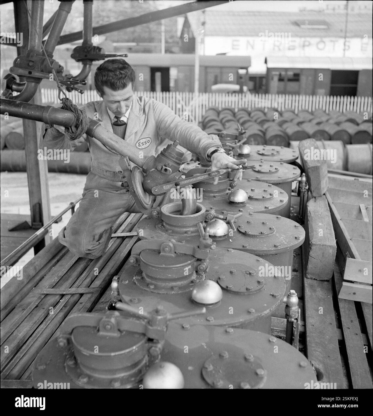 Benzin-Lager der Standard SA, Genf 1945#Petrol stock of Standard SA ...