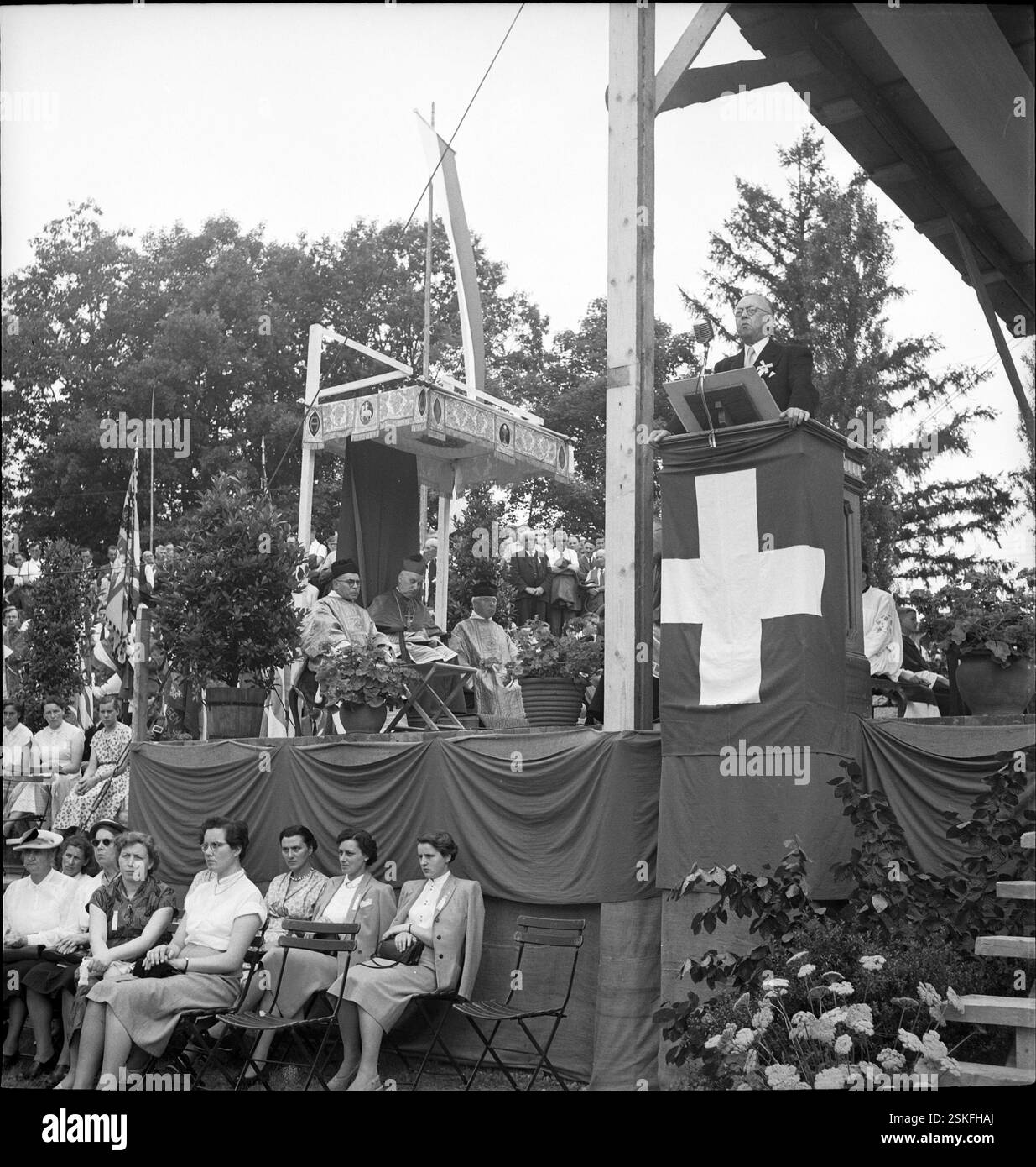 Katholikentag im Amphitheater in Windisch 1953: Ansprache Bundesrat ...